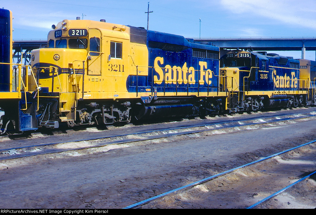 ATSF 3211